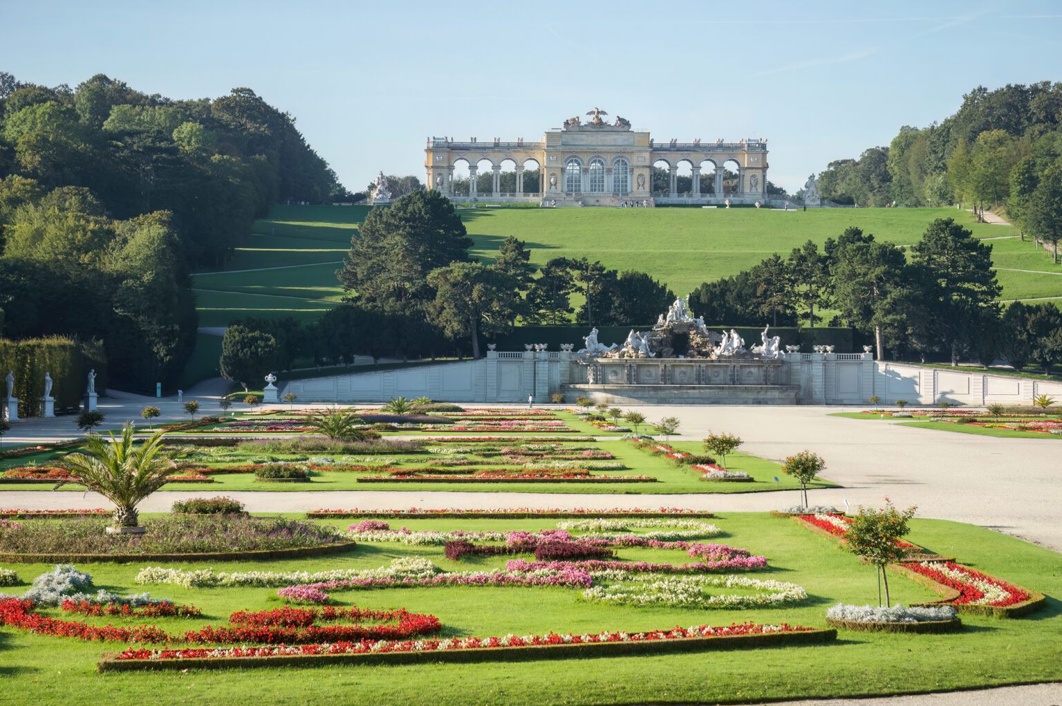 【オーストリア】おすすめ観光スポット10選！歴史と自然を満喫 | VELTRA旅行ガイド