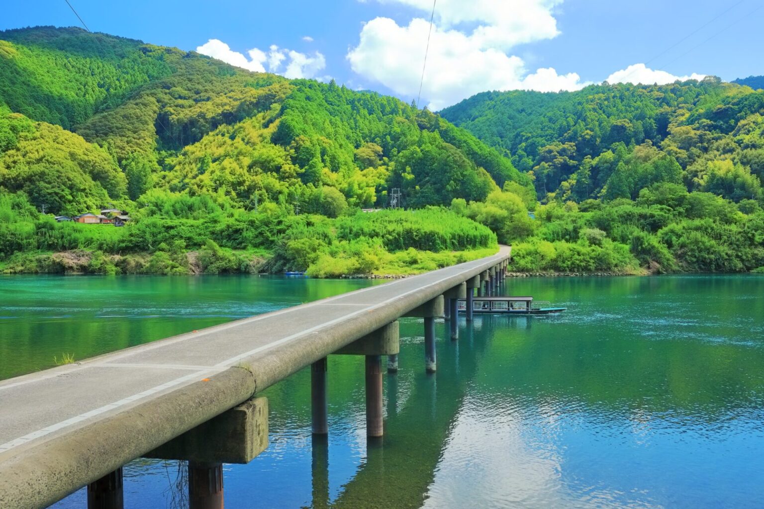 福島観光モデルコース1泊2日｜歴史と自然の魅力を満喫する旅プラン | VELTRA旅行ガイド