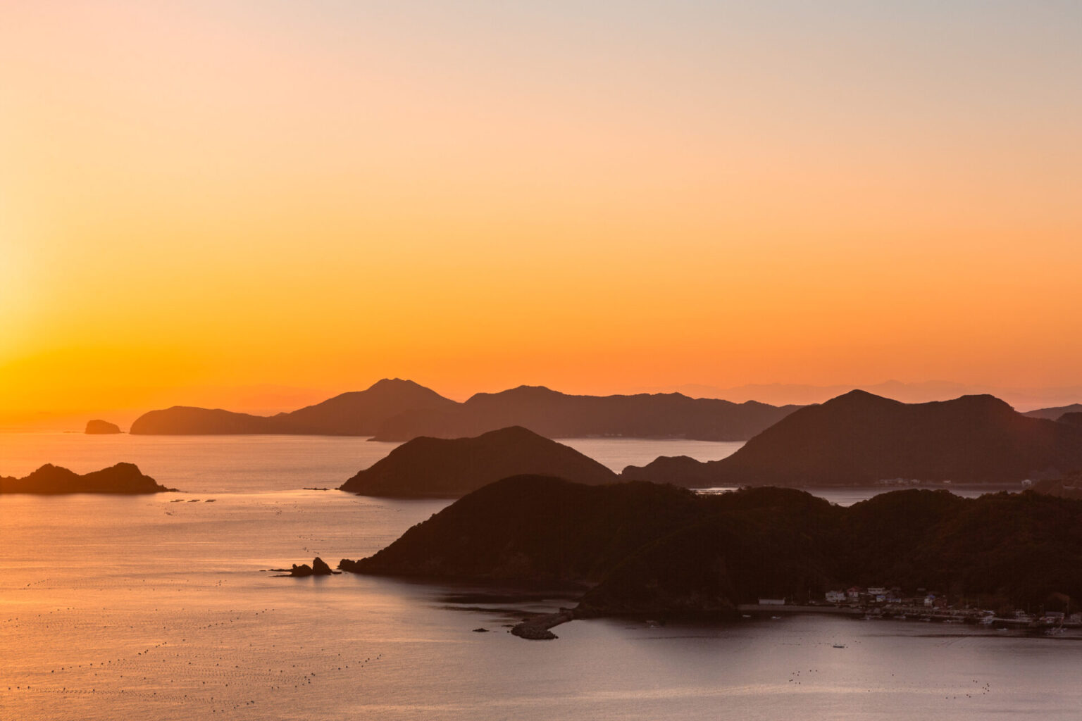 愛媛で12月おすすめ観光スポット15選！温泉や歴史、イルミネーションもチェック | VELTRA旅行ガイド