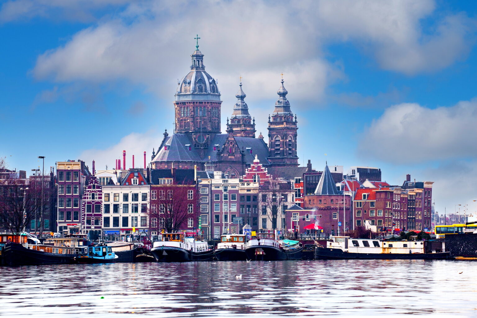 オランダ観光の醍醐味！アムステルダムで楽しむ4日間のモデルコース | VELTRA旅行ガイド