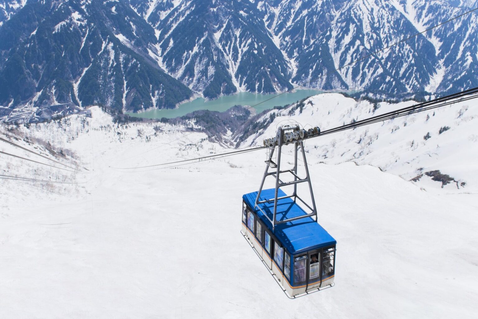 黒部ダム12月の観光おすすめ！絶景スポットとグルメ12選 | VELTRA旅行ガイド