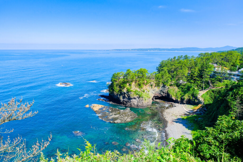能登半島観光モデルコースで巡る2泊3日！自然美と魅力的なスポットを堪能する旅 | VELTRA旅行ガイド